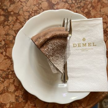 DEMEL - Updated June 2024 - 966 Photos & 419 Reviews - Kohlmarkt 14 ...