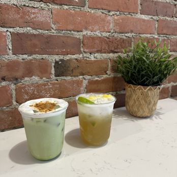 LUNE CAFE - Updated January 2025 - 136 Photos & 78 Reviews - 107 1st ...