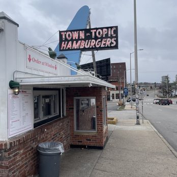 TOWN TOPIC - 358 Photos & 436 Reviews - 2021 Broadway St, Kansas City ...