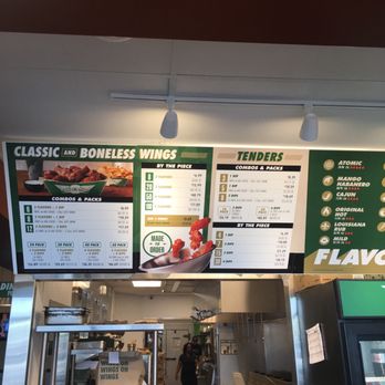 WINGSTOP - Updated May 2025 - 30 Photos & 53 Reviews - 880 Foxcroft Ave ...