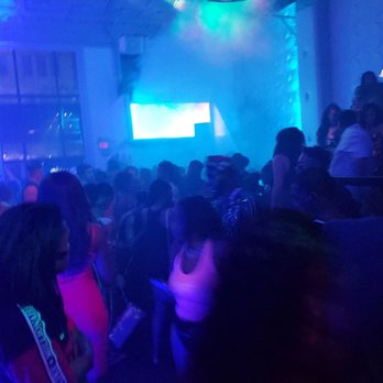 ICON LOUNGE - Updated February 2025 - 21 Photos & 18 Reviews - 148 E ...