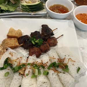 PHO 579 - 110 Photos & 74 Reviews - 11347 Veterans Memorial Dr, Houston ...