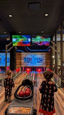 GREAT WOLF LODGE - Updated July 2025 - 252 Photos & 222 Reviews - 1700 ...