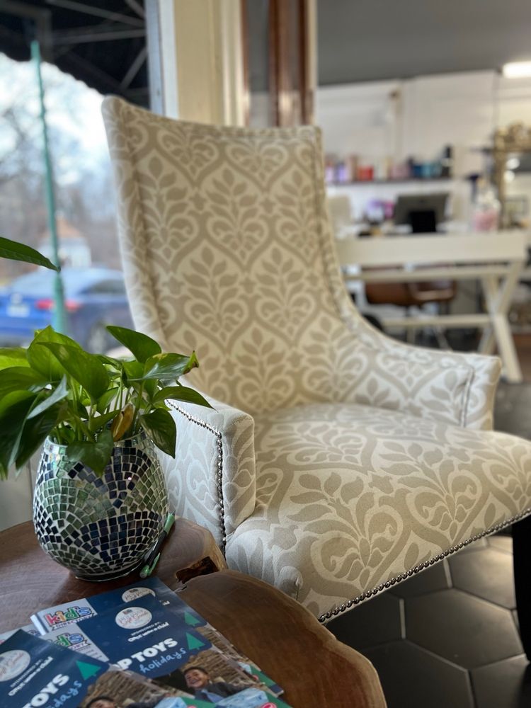 SAVVY SALON - Updated October 2025 - 18 Photos - 105 W University St ...