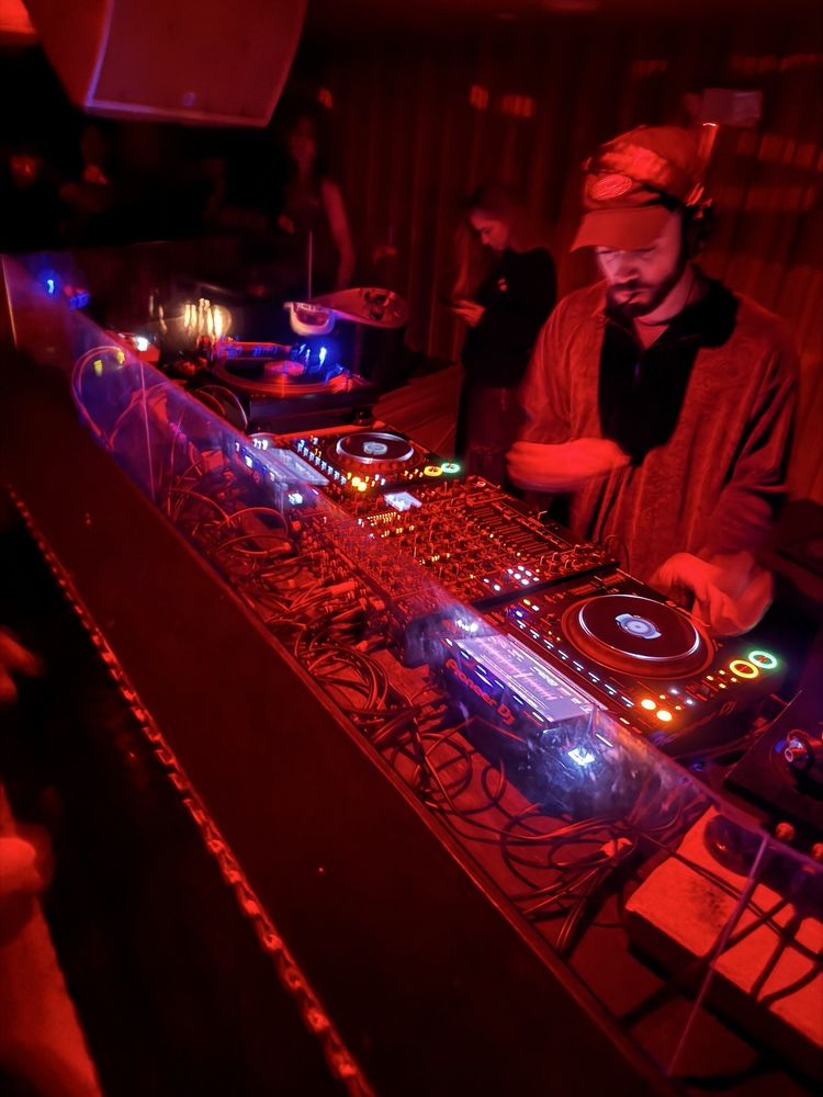 JOLENE SOUND ROOM - Updated December 2025 - 16 Photos & 21 Reviews ...