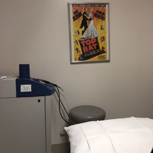 TRACY LEONG, MD FAAD - Updated May 2025 - 19 Reviews - 7117 Brockton ...