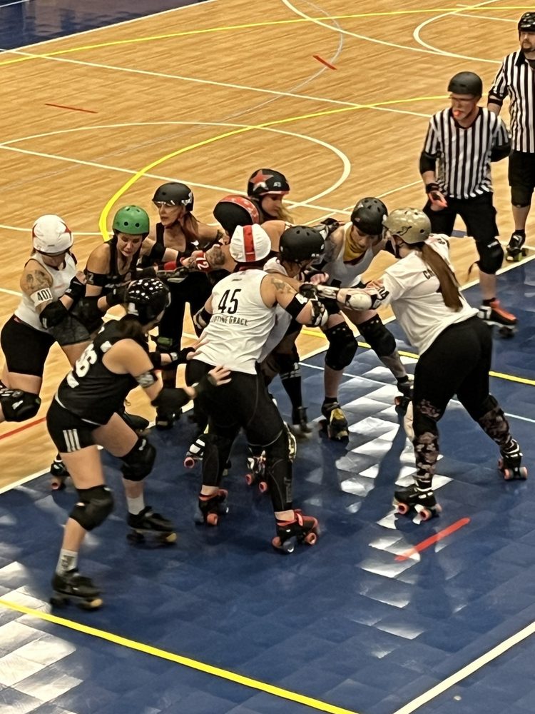 AUSTIN SPORTS CENTER - Updated December 2025 - 12 Photos - 425 Woodward ...