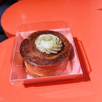 UNREGULAR BAKERY - 98 Photos & 29 Reviews - 124 4th Ave, New York, New ...