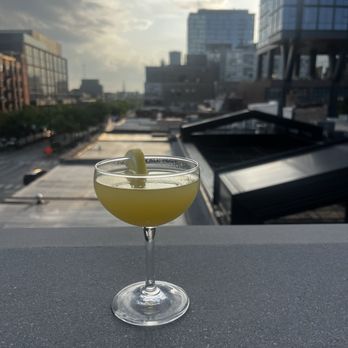 PUTTERY - Updated January 2026 - 382 Photos & 244 Reviews - 932 W ...