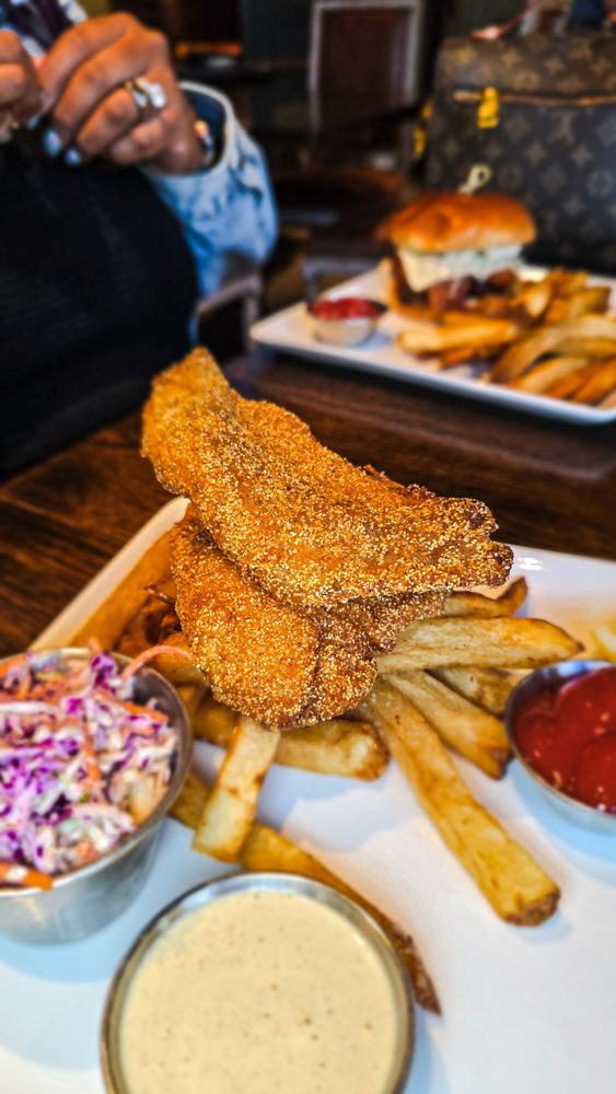 TASTE 222 - Updated December 2025 - 229 Photos & 131 Reviews - 222 N ...