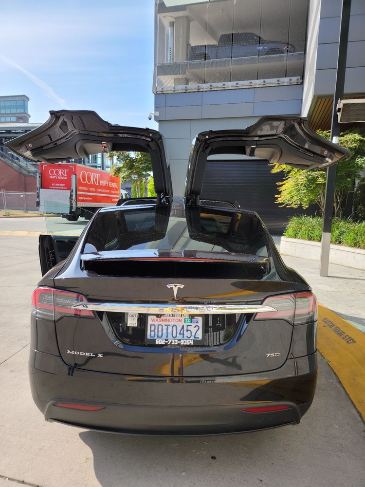 CAMY’S TESLA LIMO SEATTLE - Updated May 2025 - 22 Photos & 15 Reviews ...
