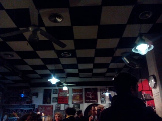 SALLY BROWN RUDE PUB - Updated May 2025 - via degli etruschi 3a, Roma ...