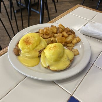 BROOKSIDE BY DAY - Updated December 2024 - 80 Photos & 175 Reviews ...