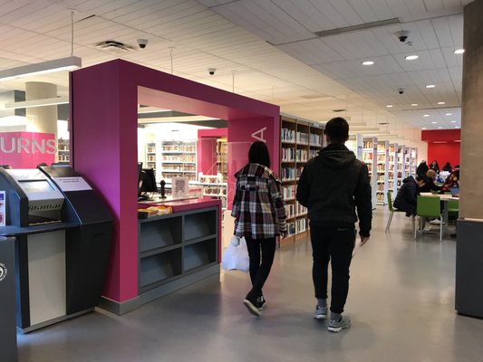 QUEENS PUBLIC LIBRARY - ELMHURST - Updated December 2025 - 92 Photos ...