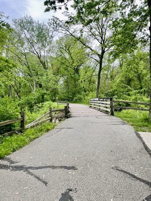 GREENBELT PARK - Updated September 2025 - 16 Photos - Des Moines Trails ...