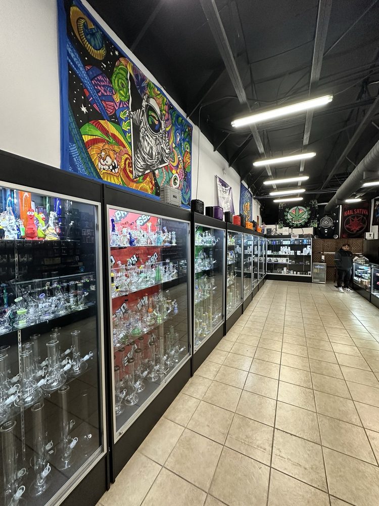 PURPLE HAZE SMOKE SHOP - Updated April 2026 - 3101 Overland Ave, Los ...