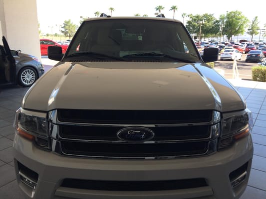 LARRY H MILLER FORD MESA - Updated December 2025 - 44 Photos & 410 ...