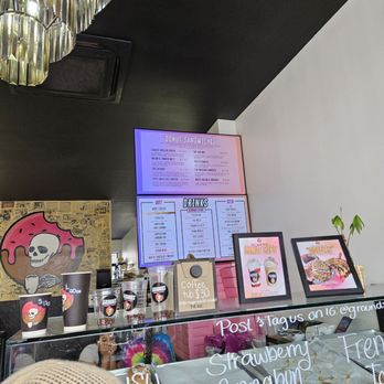 GROUNDS DONUT HOUSE - Updated October 2025 - 211 Photos & 64 Reviews ...