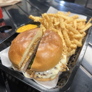 CULINARY GANGSTER - Updated December 2025 - 71 Photos & 86 Reviews ...