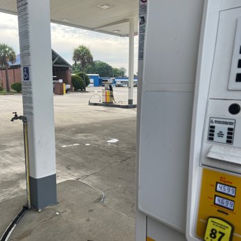 SHELL - Updated January 2025 - 1832 W Lucas, Florence, South Carolina ...