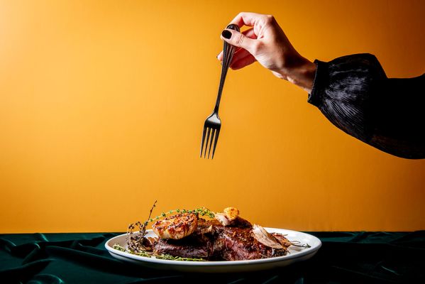 AERA - Updated September 2024 - 116 Photos & 32 Reviews - 8 Spadina ...