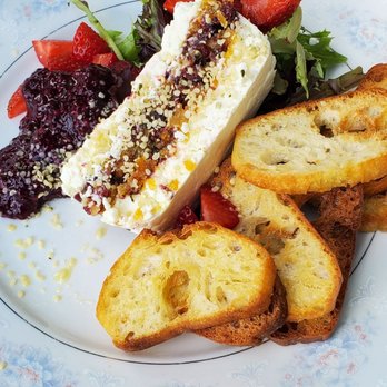 BERRY HILL FOOD CO - Updated January 2026 - 64 Photos & 75 Reviews - 82 ...