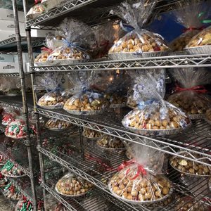 MANHATTAN SWEETS BOUTIQUE BAKERY - 138 Photos & 94 Reviews - Bakeries ...