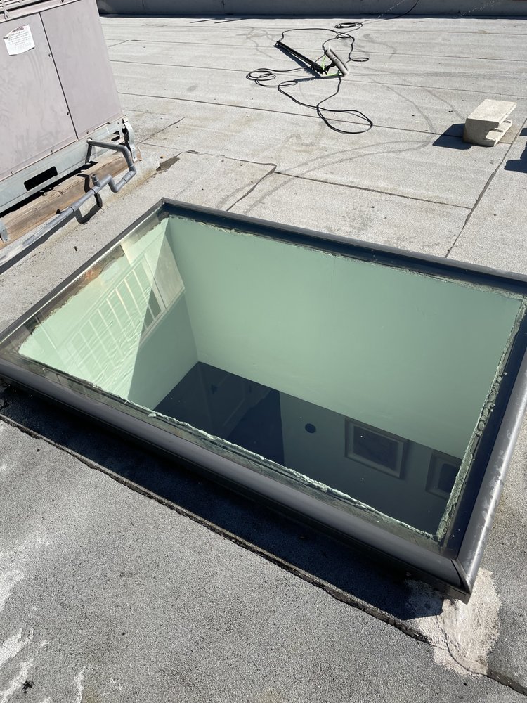 STUDENT WASHERS - Updated March 2025 - 2785 Claray Dr, Los Angeles ...