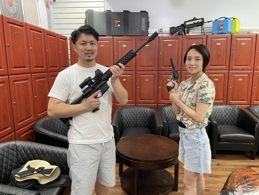 808 GUN CLUB - Updated July 2024 - 59 Photos & 84 Reviews - 940 Queen ...