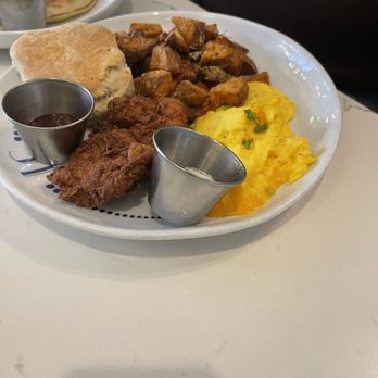 LIBERTY COMMON - 583 Photos & 406 Reviews - 207 First Ave S, Nashville ...