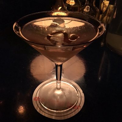 DIE ROTE BAR - Updated October 2025 - 41 Photos & 107 Reviews - Mainkai ...