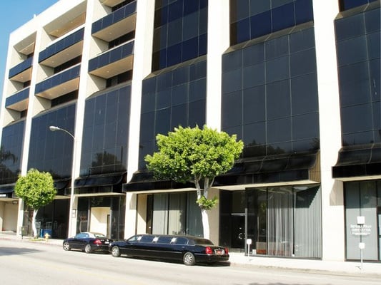 BEVERLY HILLS PLASTIC SURGERY CENTERS - Updated October 2025 - 250 N ...