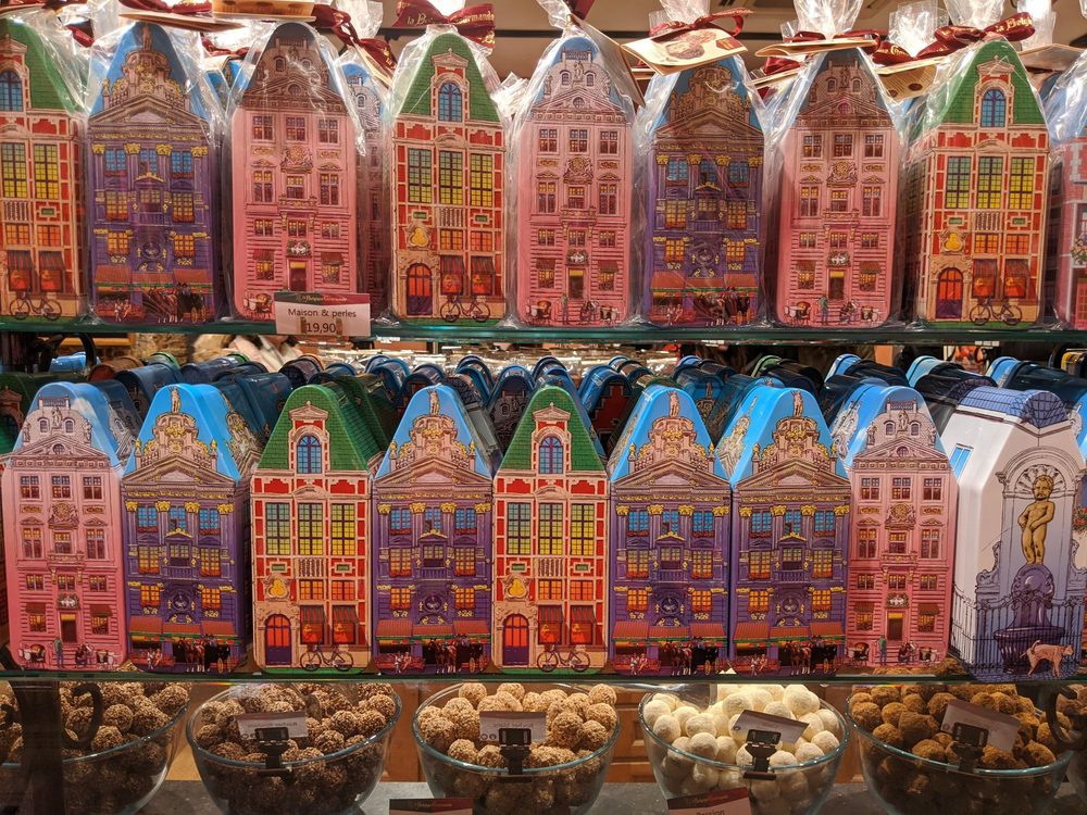 LA BELGIQUE GOURMANDE - 37 Photos & 13 Reviews - Grand-Place 20 ...