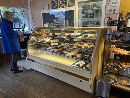 BEAR MOON BAKERY - Updated September 2025 - 178 Photos & 320 Reviews ...