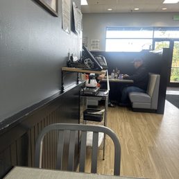 BISCUITS CAFE - Updated January 2026 - 454 Photos & 521 Reviews - 35105 ...