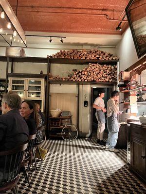 MATEO - Updated June 2024 - 961 Photos & 788 Reviews - 109 W Chapel ...