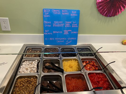 FROYOZ - Updated July 2024 - 52 Photos & 42 Reviews - 2607 US-17 Bus ...