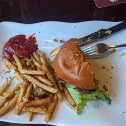 19 HANDLES PUB & GRILL - Updated July 2025 - 480 Photos & 477 Reviews ...