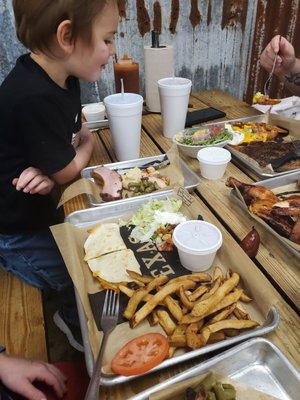 CC’S SMOKEHOUSE - Updated May 2025 - 75 Photos & 85 Reviews - 2709 ...
