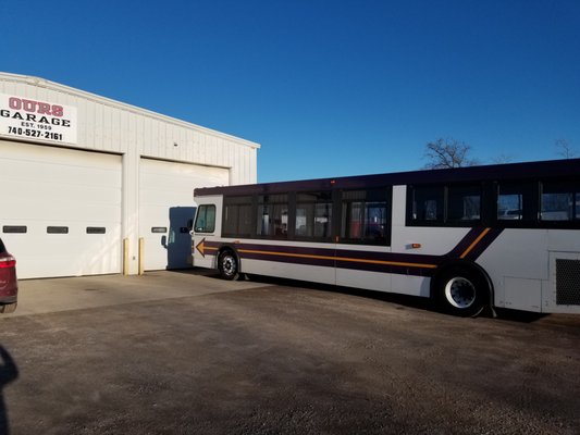 OHIO PARTY BUS - Updated October 2025 - 70 Photos - Buckeye Lake, Ohio ...