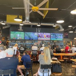 TRIDENT GRILL IV - Updated July 2025 - 150 Photos & 200 Reviews - 2912 ...