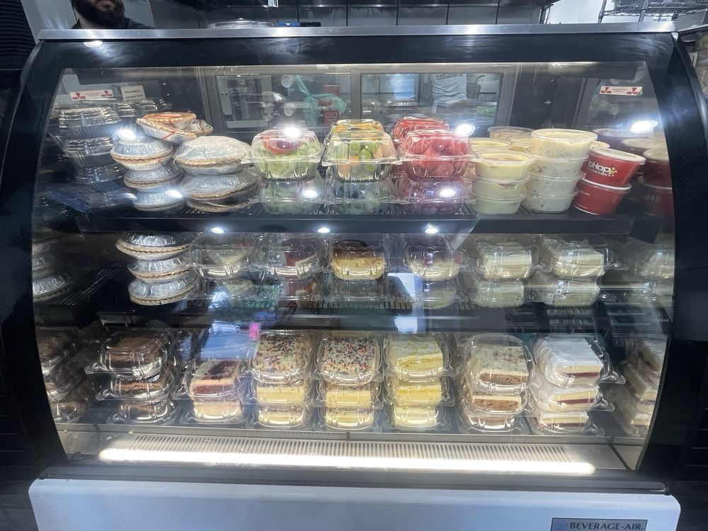 HIP HOP - Updated July 2025 - 13 Photos - 5805 Stevens Forest Rd ...