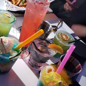 DIVE BAR LIC - Updated September 2025 - 285 Photos & 105 Reviews - 33 ...