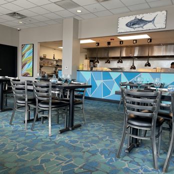 FIN & TONIC - Updated January 2025 - 414 Photos & 216 Reviews - 1301 ...