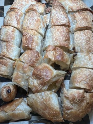 CRUNCH - Updated May 2025 - 24 Lucy St, Woodbridge, Connecticut ...