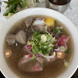 PHO 37 - Updated January 2026 - 462 Photos & 170 Reviews - 1008-8300 ...