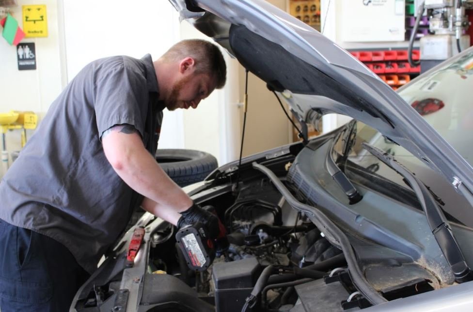 FITZWAY CAR CLINIC - Updated October 2025 - 42 Photos & 29 Reviews ...