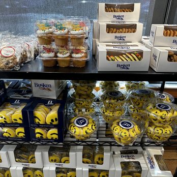 BUSKEN BAKERY - Updated September 2024 - 197 Photos & 124 Reviews ...