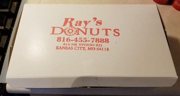 RAY’S DONUTS - 38 Photos & 61 Reviews - 315 NE Vivion Rd, Kansas City ...