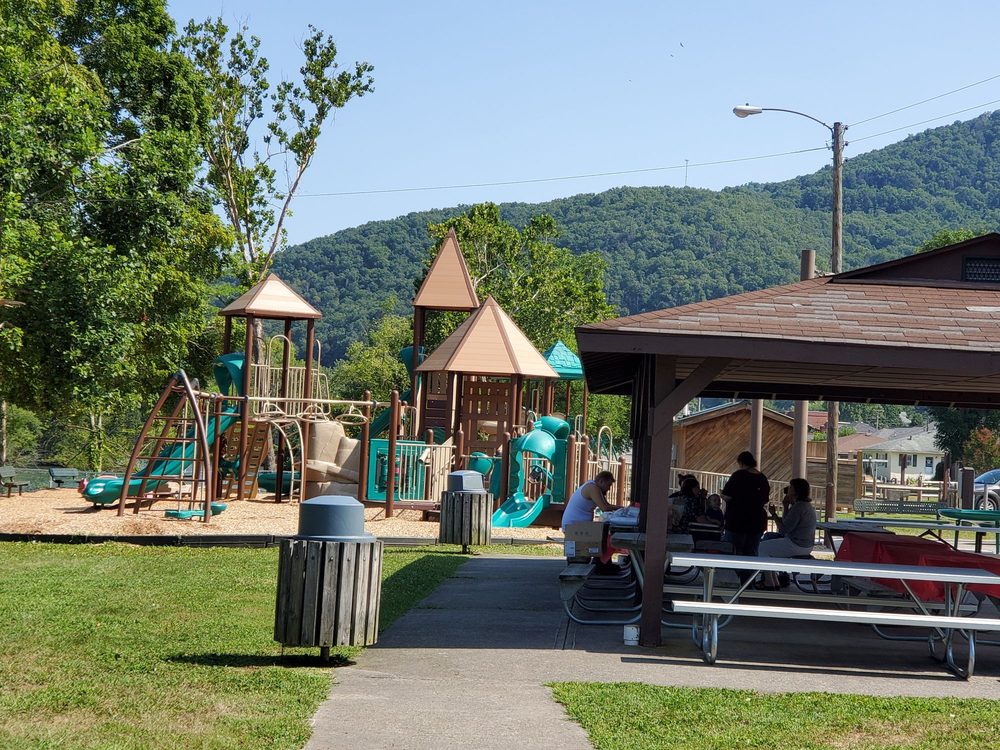 BLUESTONE DAM - Updated October 2025 - 15 Photos - 701 Miller Ave ...